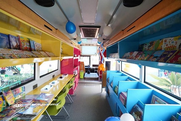 Davao: Mobile Library dakong tabang sa mga estudyante - Radio ...