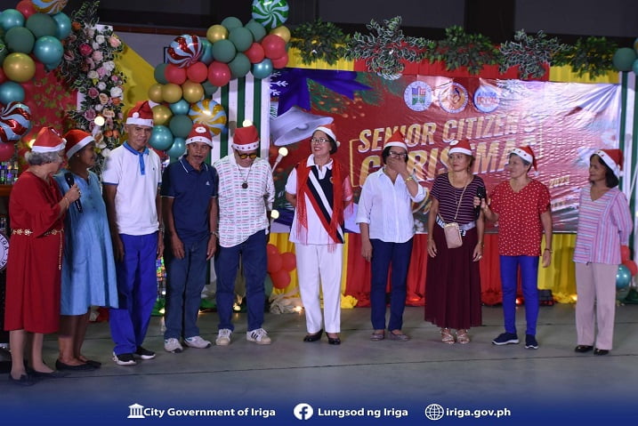 Iriga city Seniors & BASCA presidents receive early Christmas gift frim ...