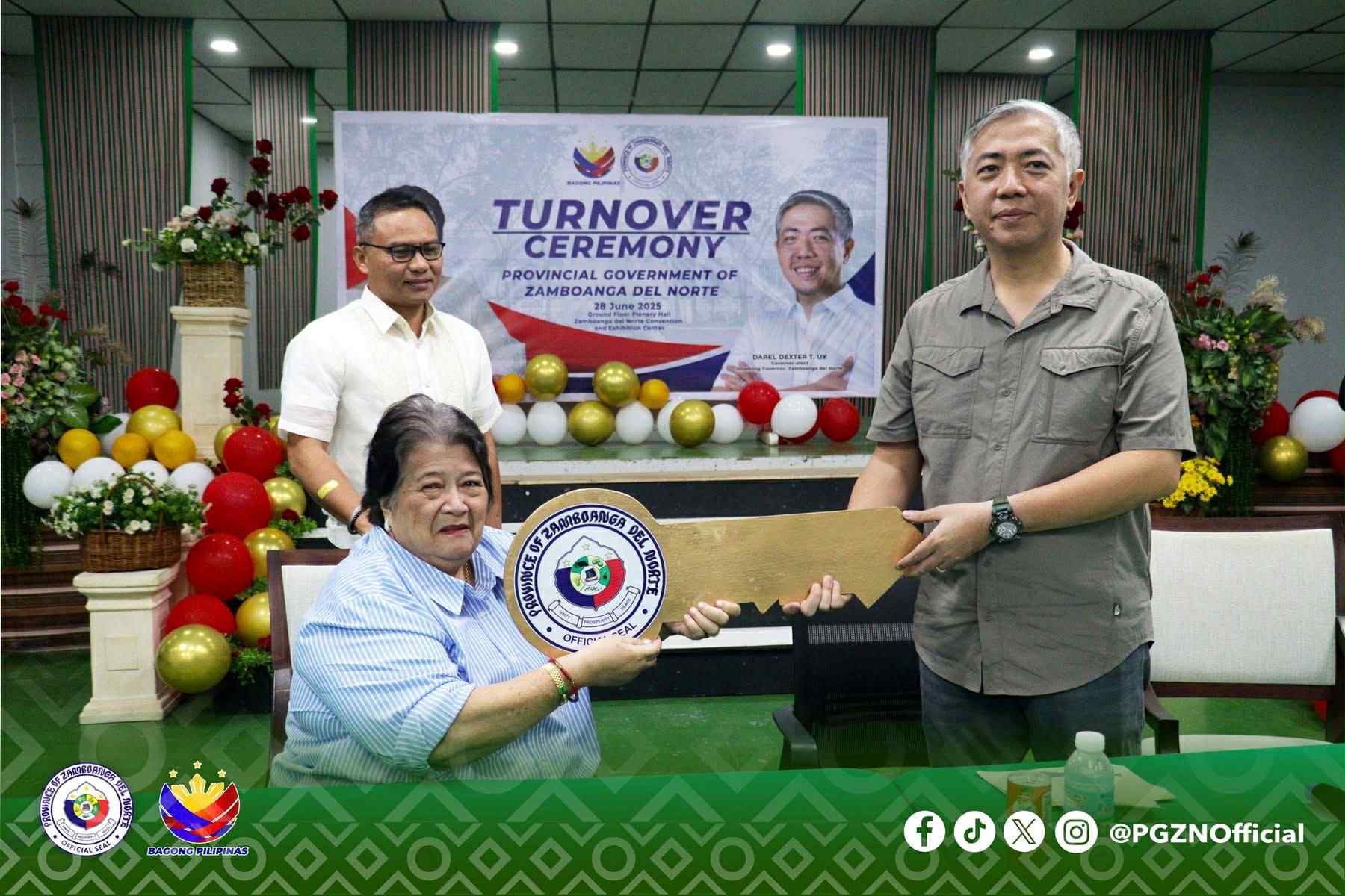 Dipolog: INCOMING GOVERNOR UY NAGPASALAMAT NI OUTGOING GOVERNOR ...
