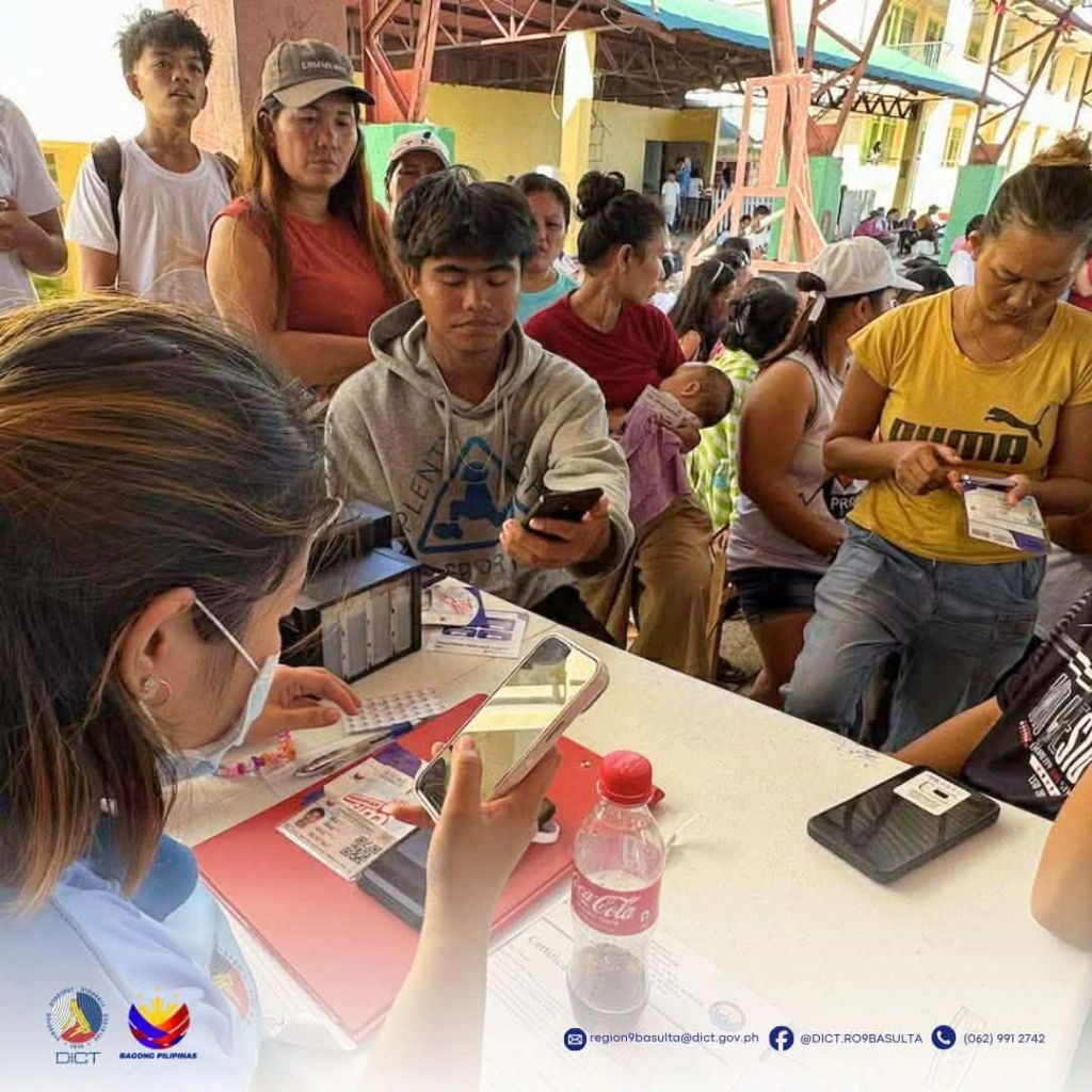 DIPOLOG: 1,006 KA BAYANIHAN SUM CARDS, GI TURN OVER SA DICT ALANG SA ...